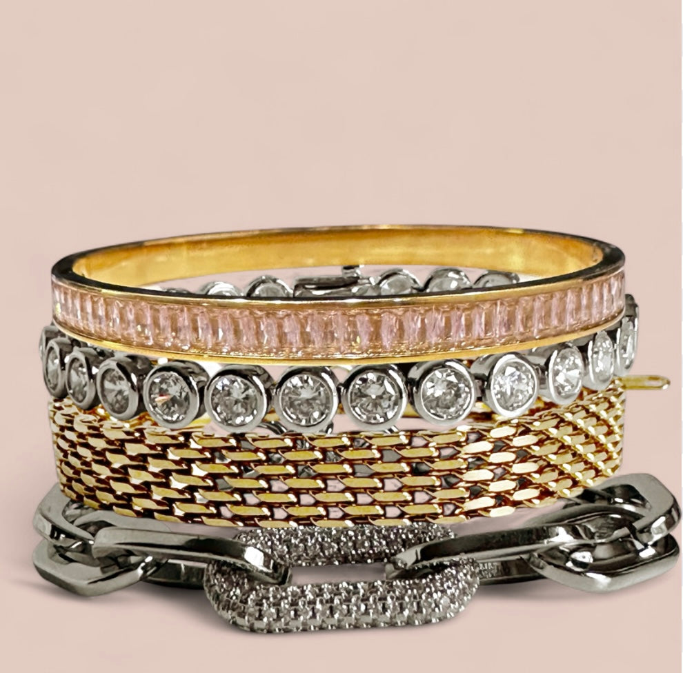 Stacks & Sets – Lara Brooke Style